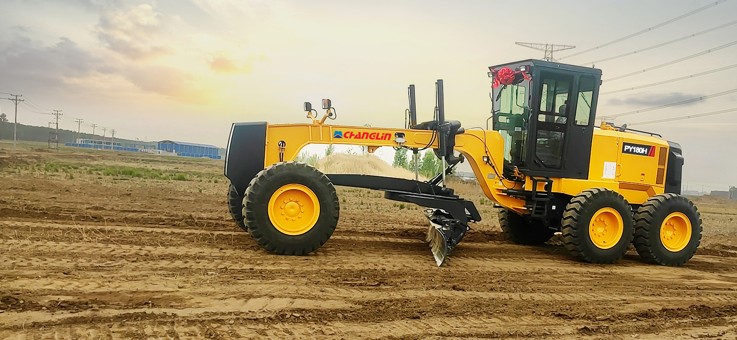 Changlin Compact Motor Grader Equipo pesado PY180H 180hp con el balde ...